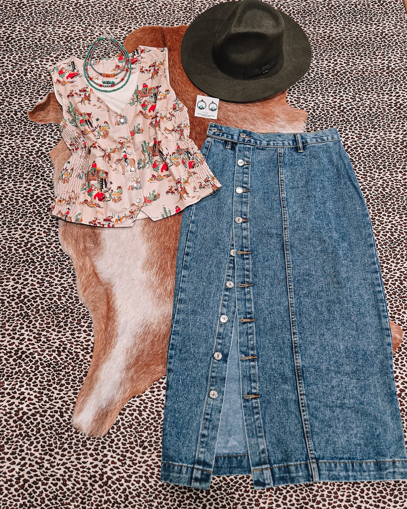 Campfire Tails Pearl Snap Vest – Rockin' T Boutique